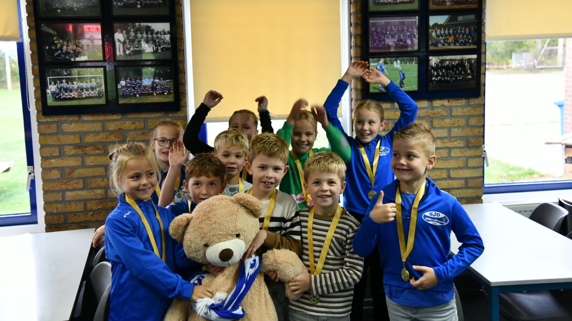 ZO!34 - In Beeld: JOJM-team SJO NKvvProtos onder 8 uit Dalerpeel ...